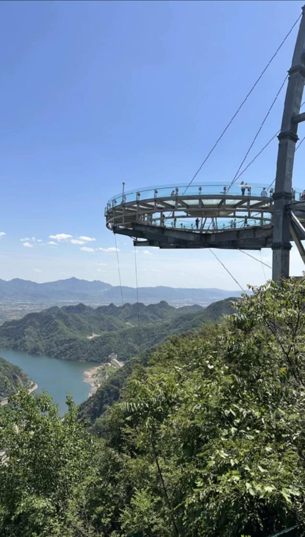 Disfrute del veraneo en el Área Escénica de Shilinxia